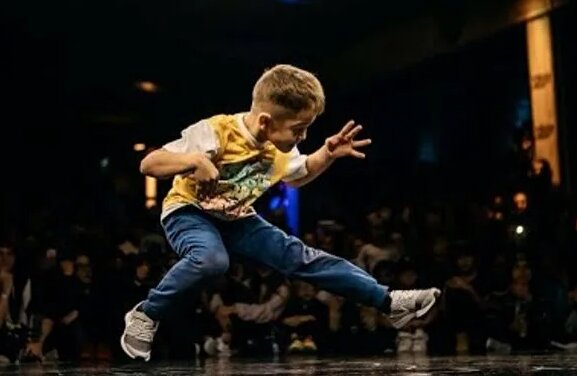 10 Летний BBOY Malish ИЗ Ижевска который Покорил ВЕСЬ МИР - Смотреть ...