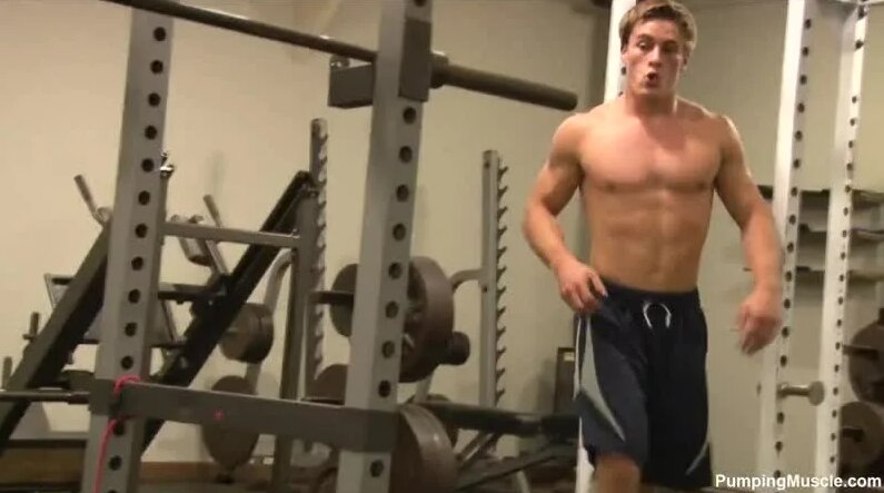 [720] tyler n photoshoot #2 (pumping muscle) (wrestling)