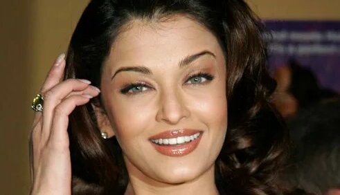 Yapoos market ym 04 19991201