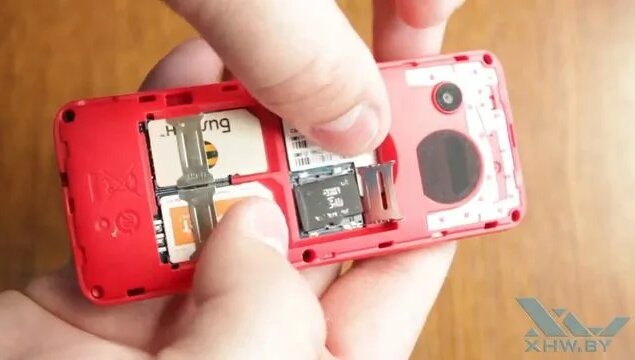 Как вставить SIM-карту в Philips Xenium E103 (XHW.BY) - Смотреть онлайн в поиске Яндекса по Видео