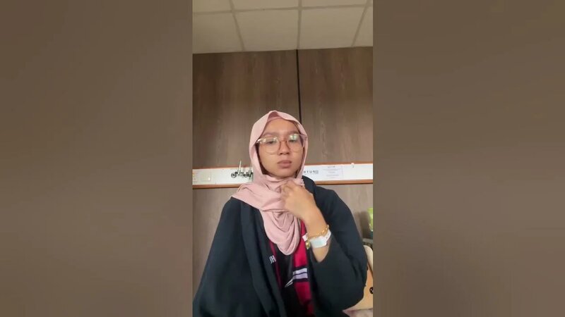 Thia Azman (roticheesees) IG live #selebgram #seleb #malaysia # ...