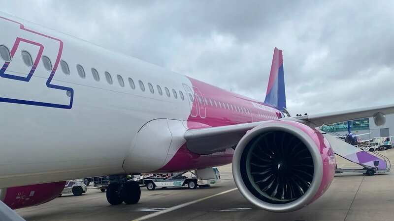 Luton A321 NEO Departure | Pushback to Takeoff | Epic Sound! - Yandex ...