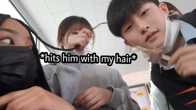 Going to a Korean school with box braids + classmates reaction ...