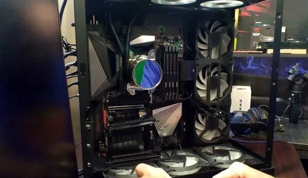 How to install a phanteks GPU vertical mount in a lian LI 011 dynamic ...