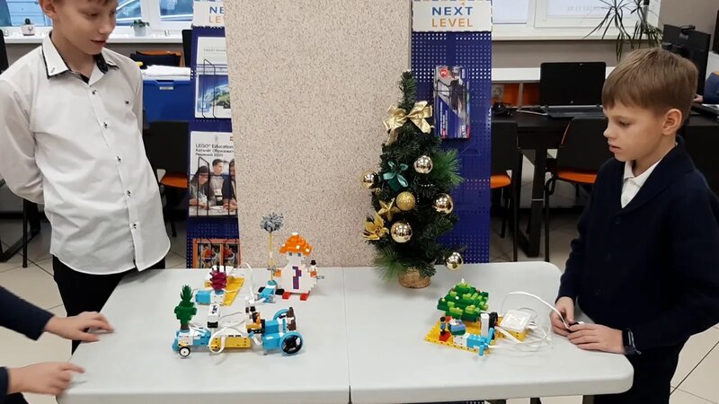 Новогодние работы юных инженеров с курса Spike prime - Смотреть онлайн ...