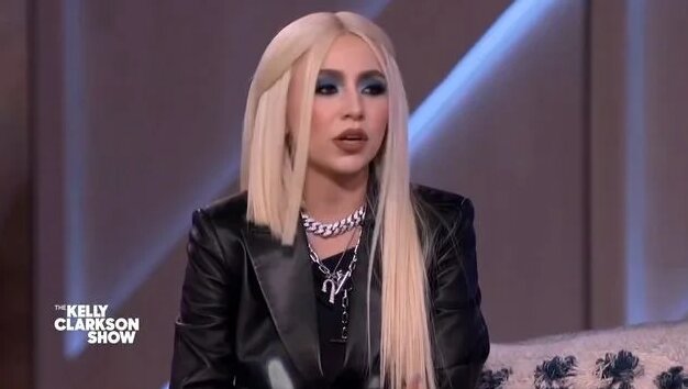 Ava Max - Interview and "Kings & Queens" Performance with The Kelly ...
