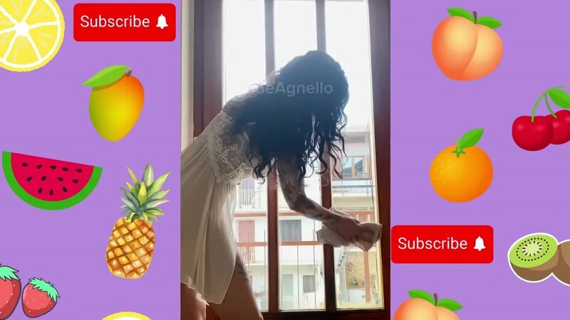 Cleaning windows in transparent dress - Смотреть онлайн в поиске ...