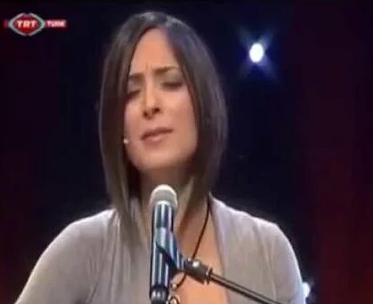 Özlem Özdil - Nazlı Nazlı - Yandex Video aramada çevrimiçi izle