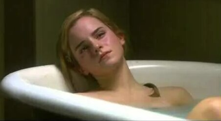 Emma Watson bath scene - Смотреть онлайн в поиске Яндекса по Видео