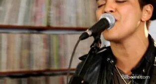 Bruno Mars - Grenade (Acoustic Live Version) - Смотреть онлайн в поиске ...