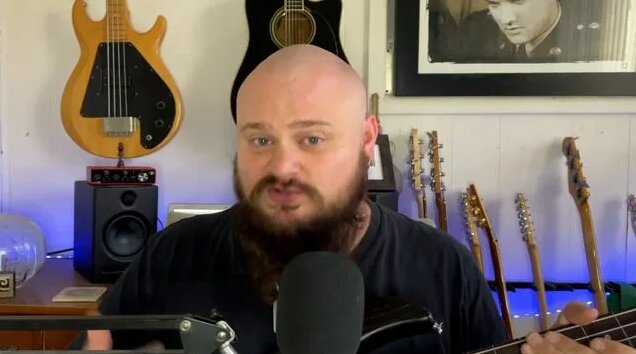 Aria Pro II 313-JP Detroit // Fretless Bass Guitar Review - Смотреть ...