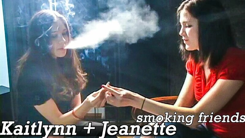 Kaitlynn Smoking with her Friends | Interviews about Smoking Women ...