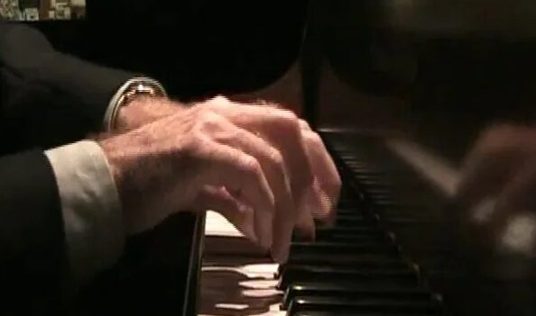 Edward Rosser plays Grieg: Waltz / Vals, from Lyric Pieces, op. 12 no ...