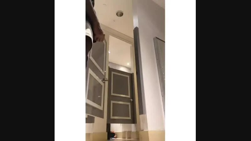 Public flash (dressing room) risky!