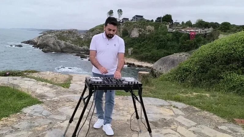 Kamro - Voyage Enigma [Official Music Video] (1080p) — Видео от ...