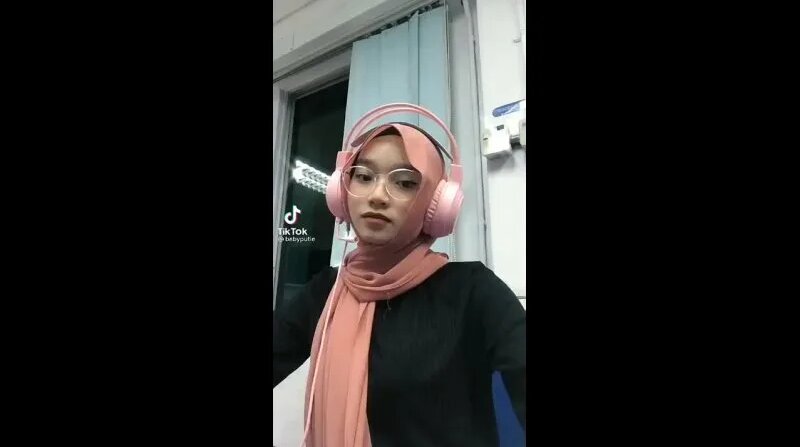 Baby Putie Viral mp4.mp4 — Видео от Neo Lee - Yandex Video aramada ...