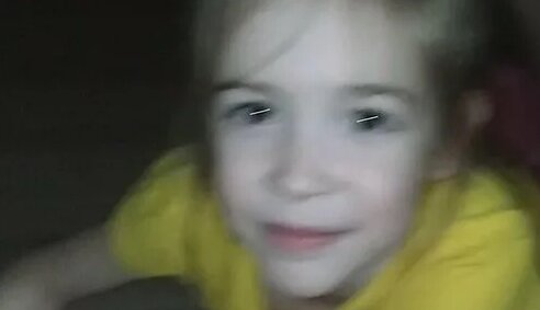 Little Girls Having Fun - Yandex Video aramada çevrimiçi izle