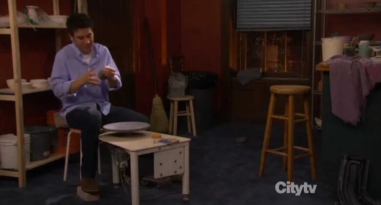 Ted Mosby tries pottery - Смотреть онлайн в поиске Яндекса по Видео
