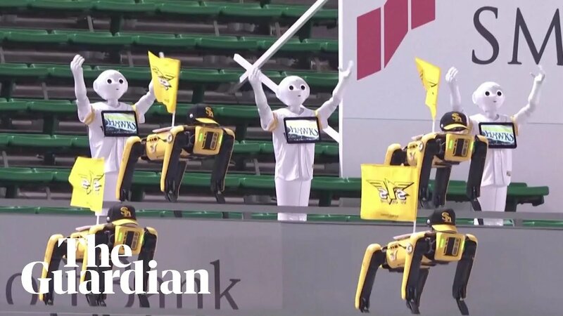 Dancing robots replace fans at baseball game in Japan - Смотреть онлайн ...