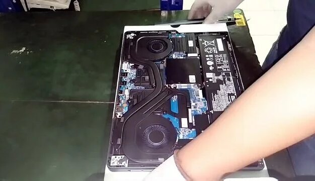 Lenovo Legion Pro 5 16irx8 - Unboxing, Disassembly and Upgrade Options ...