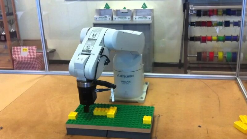 Industrial Robot arms playing with Duplo blocks (RV-2AJ) - Yandex Video ...