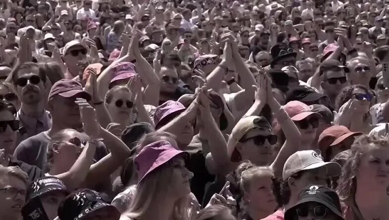 Loreen - Forever (Live at Pinkpop Festival 2024) — Видео от Loreen ...