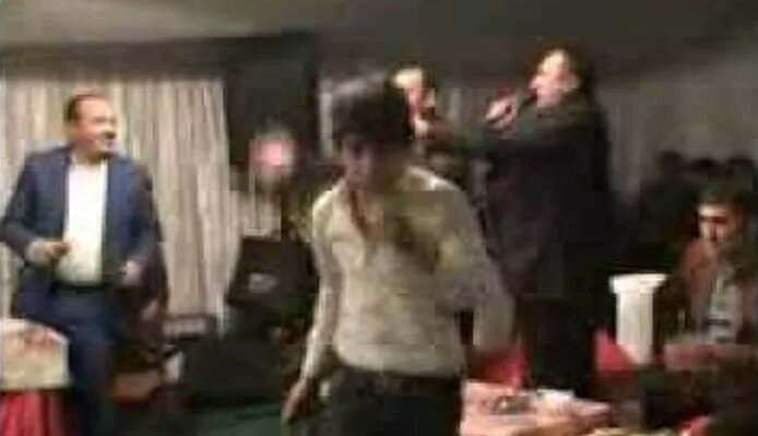 Видео qirgin deyisme Super deyisme 2014 (Balabey Gulaga Cavid Teymur ...