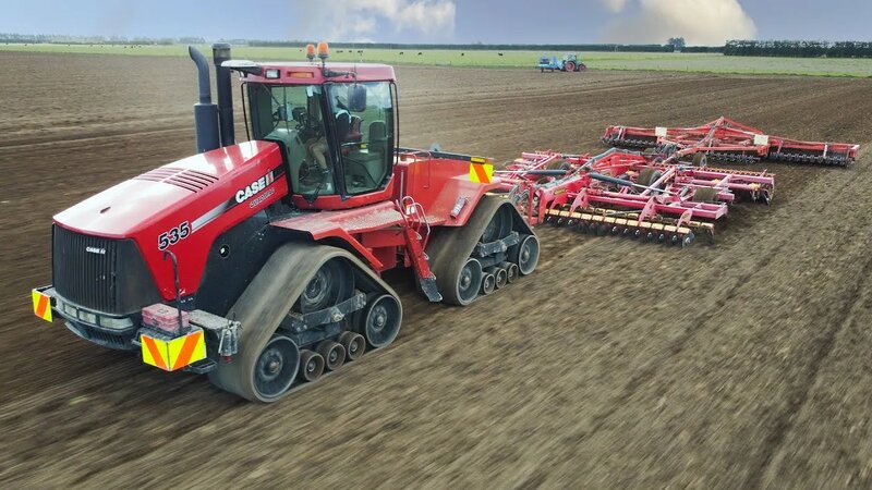 XXL Quadtrac CASE IH 535 Cultivating w/ Vaderstad Topdown 700 ...