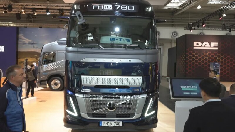 Volvo FH16 780 Aero GlobeTrotter XXL Tractor Truck (2025) Exterior and ...