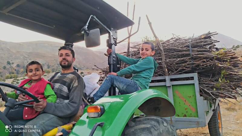 We Brought a Tractor of Wood ~ Spent a Quiet Day in the Plateau ~ Life ...