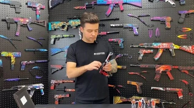 Пистолет USP 2 года красный: деревянный резинкострел из Standoff 2 ...