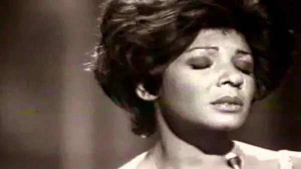 Shirley Bassey - Yesterday When I Was Young / Something (1970 Live ...