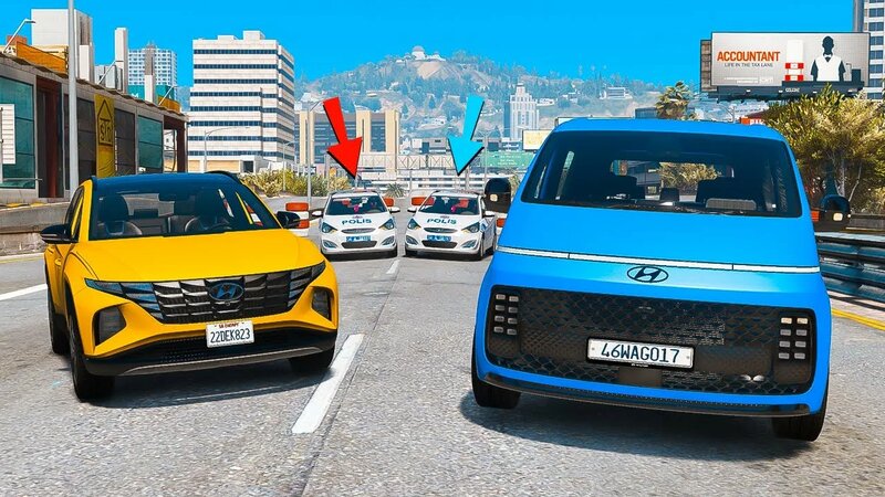 Hyundai Arabalar ile Polisten Kaçıyoruz Tehlikeli Anlar | Örümcek Abi ...