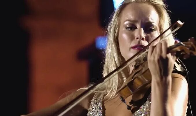 Hauser & Caroline Campbell - Czardas - Yandex Video aramada çevrimiçi izle