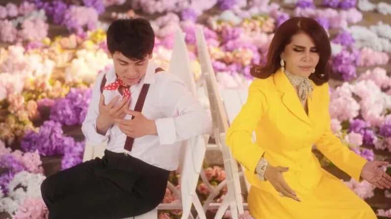 Ozoda & Tolib Musofir - Oshiqlar (Official Music Video) — Видео от ...