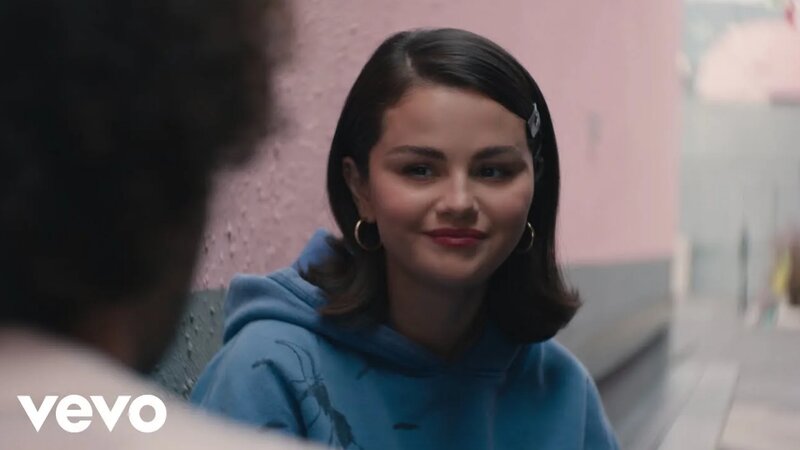Selena Gomez, benny blanco - Younger And Hotter Than Me (Music Video ...