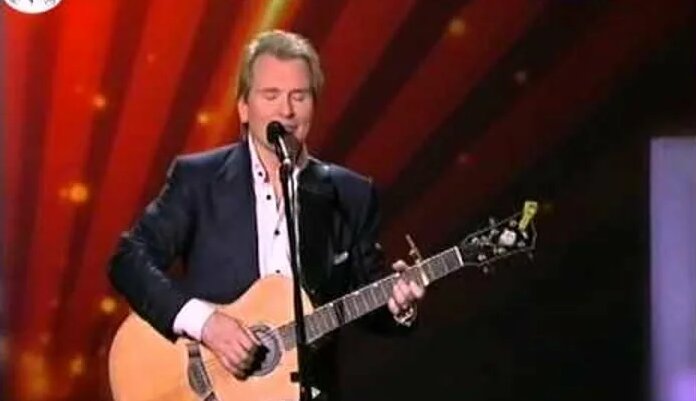 Видео Александр Малинин - "Эх, душа моя!" (2013) / Alexandr Malinin ...