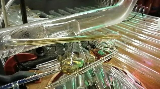 Hickman's three-stage self-fractionating diffusion pump - Смотреть ...