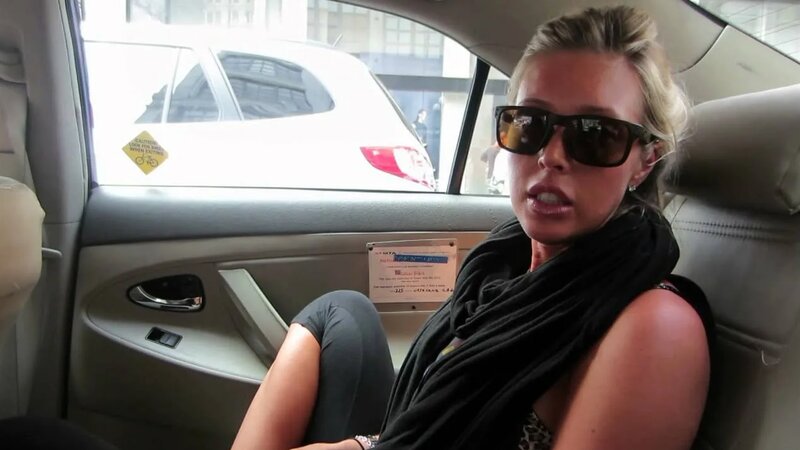 Slivan #298 - "Naked Across America" Samantha Saint in San Francisco ...