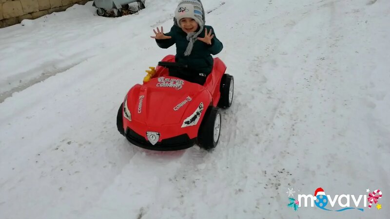 Karda kırmızı akülü araba sürme akülü araba patinaj - Yandex Video ...