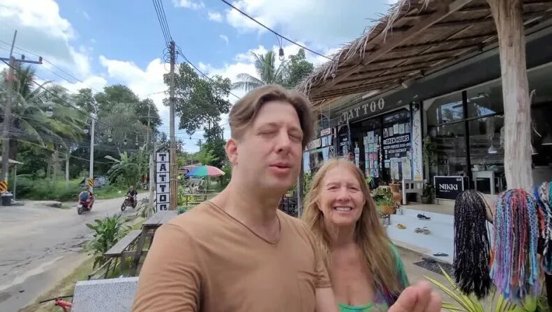 Jason Rupp - $4 Barbershop Razor Shave by Female Barber Yaya on Full ...