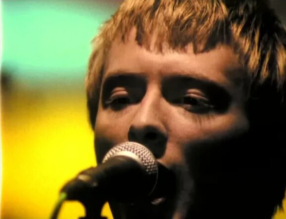 Radiohead - Creep (official video 1993) 1080p — Видео от YouTube Клипы ...