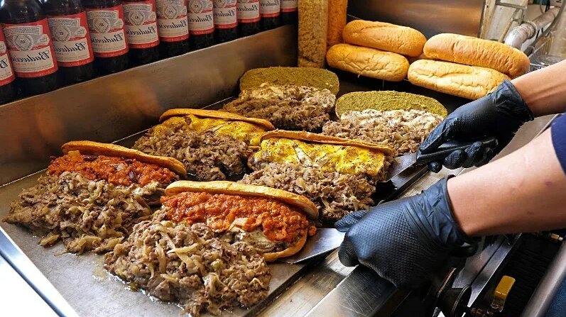 Вот настоящий вкус Америки! Сэндвич «Филадельфийский чизстейк» — топ-3 ...