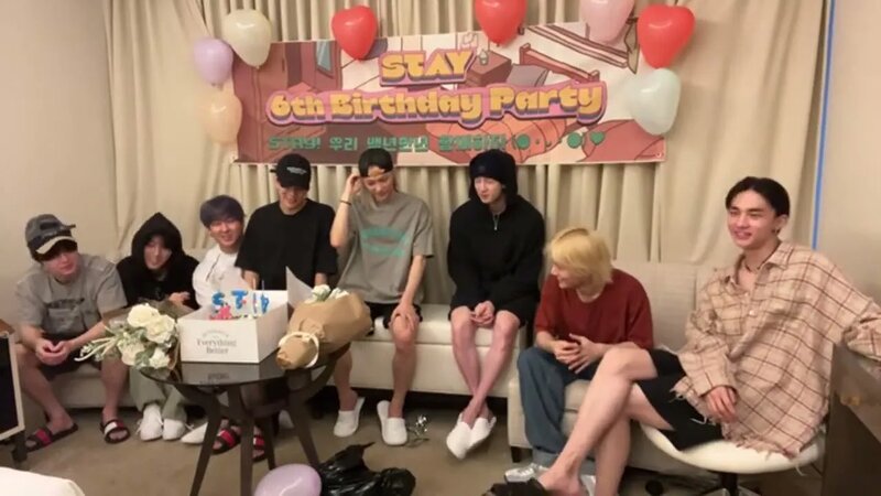 STAY 6th Birthday Party Live (Eng Sub) | Stray KIDS Youtube LIVE ...