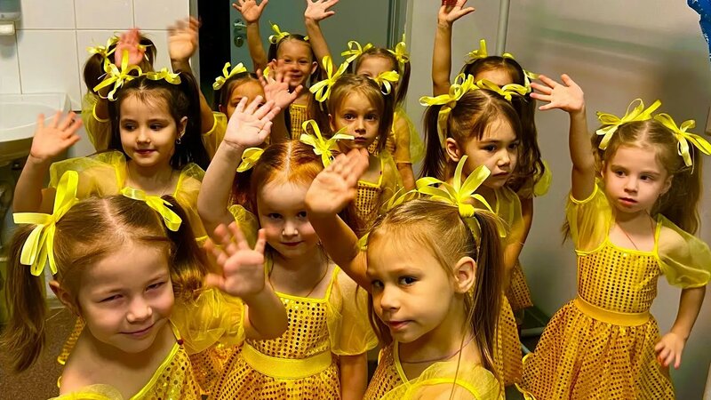 Танец старшей группы «Детки-Конфетки» - Смотреть онлайн в поиске ...
