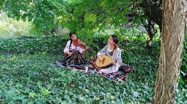 Maria Chivu și Ana Poenaru, Dragă-mi ești leliță floare, 8 octombrie ...