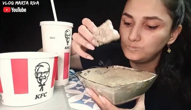 ASMR @vlog Marta Riva мел, глиняная паста/ clay , a piece of chalk ...