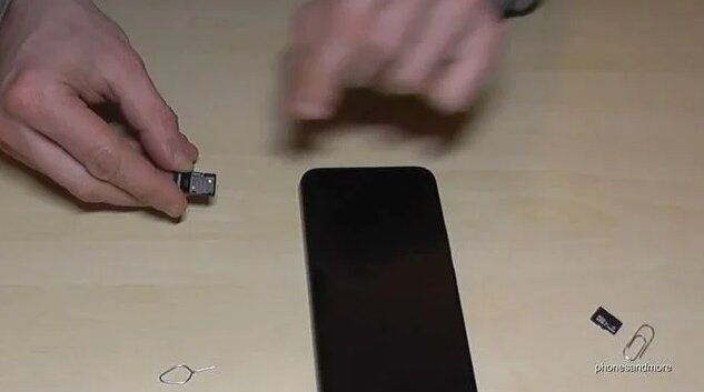 Samsung Galaxy A54 5G: How to insert the microSD card. Installation of ...