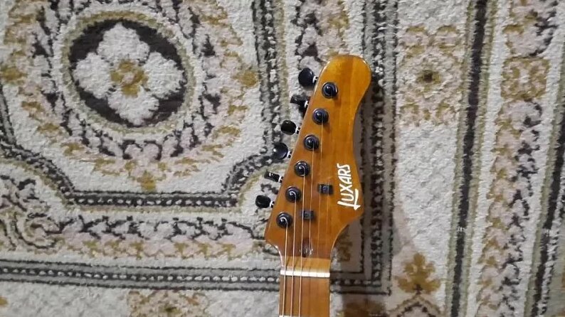 Гитарное39 Luxars S-G17pro-VW Telecaster .avi — Видео от Олег Ратушный ...