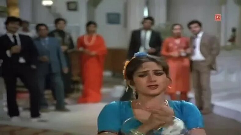 Badtameeze Pe Hum Aa Gaye To - Allah-Rakha | Asha Bhosle | Anu Malik ...